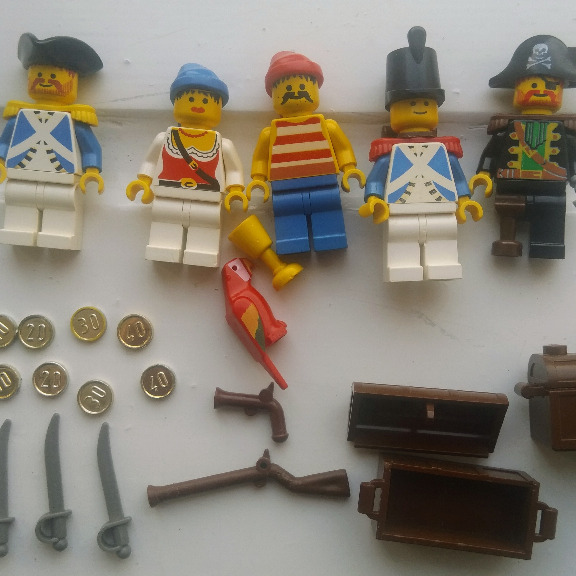 LEGO 6251 Pirate Minifigures Piraci i Żółnierze | Mrągowo | Kup teraz ...