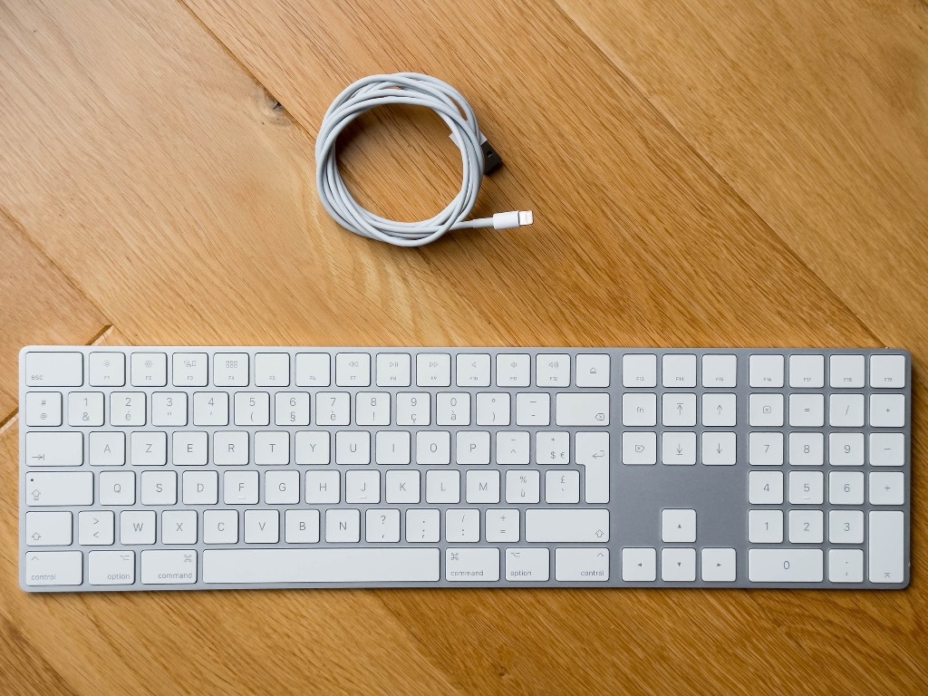 Apple Magic Keyboard AZERTY A1843 | Warszawa | Licytacja na Allegro ...