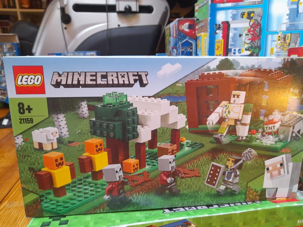 LEGO Minecraft 21159 „Kryjówka rozbójników” The Pillager Outpost ...