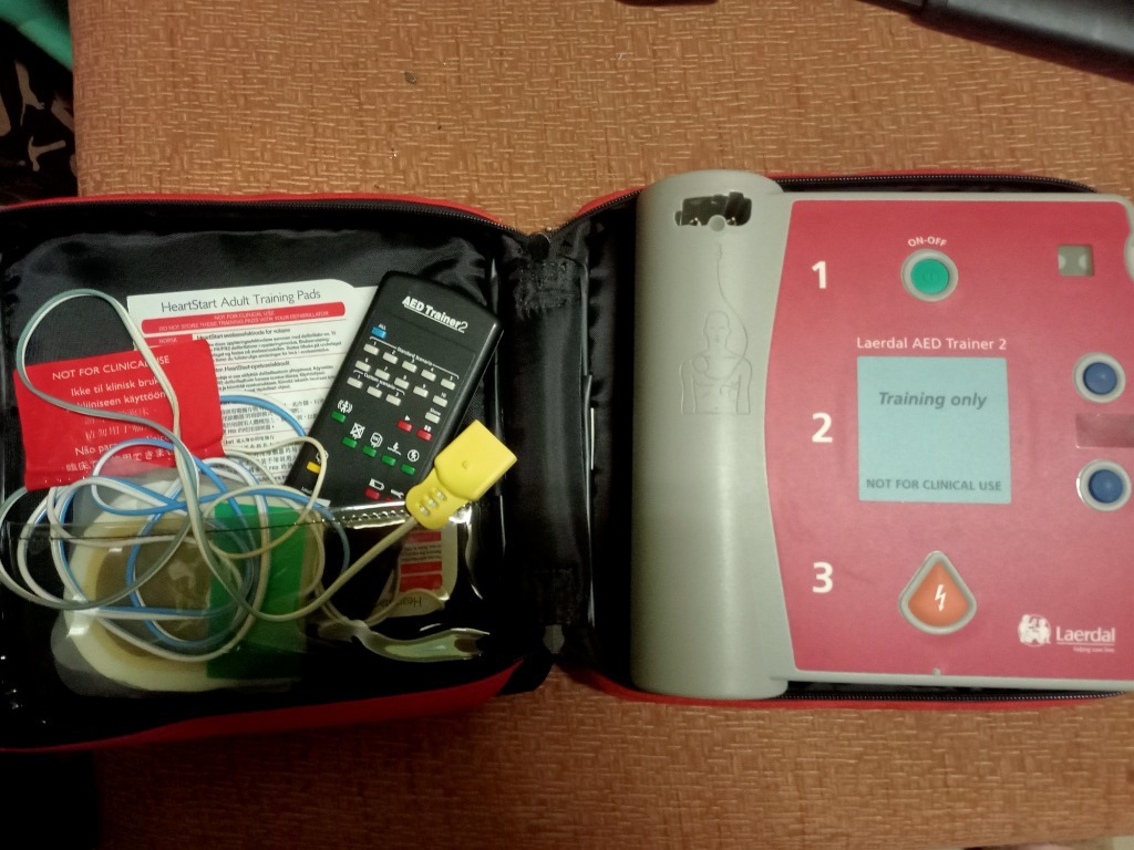 AED trainer 2 Laerdal | jaworzno | Kup teraz na Allegro Lokalnie