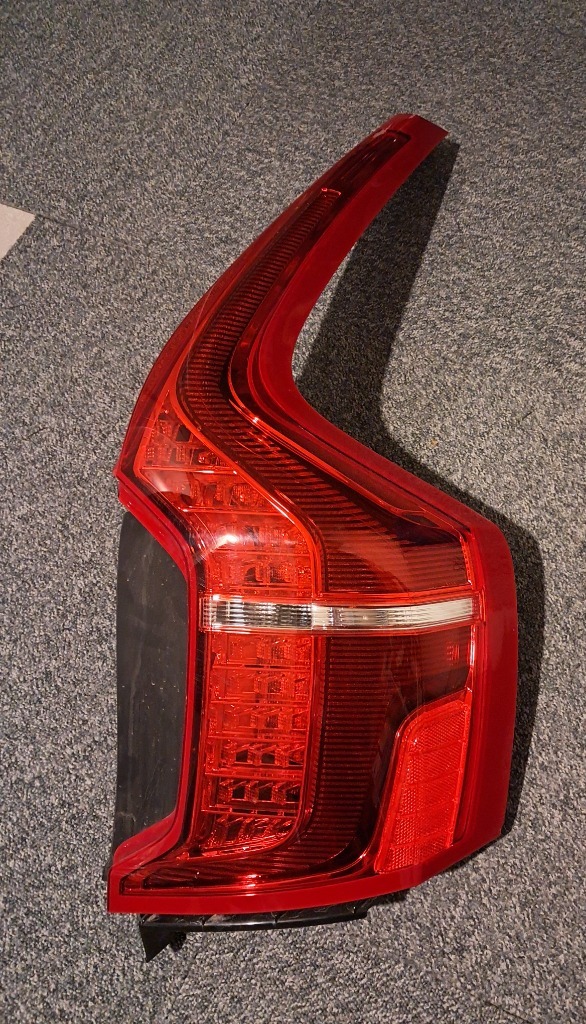 Lampa tylna prawa volvo xc90 II prawy tyl 31655916 | Łomża | Kup teraz ...