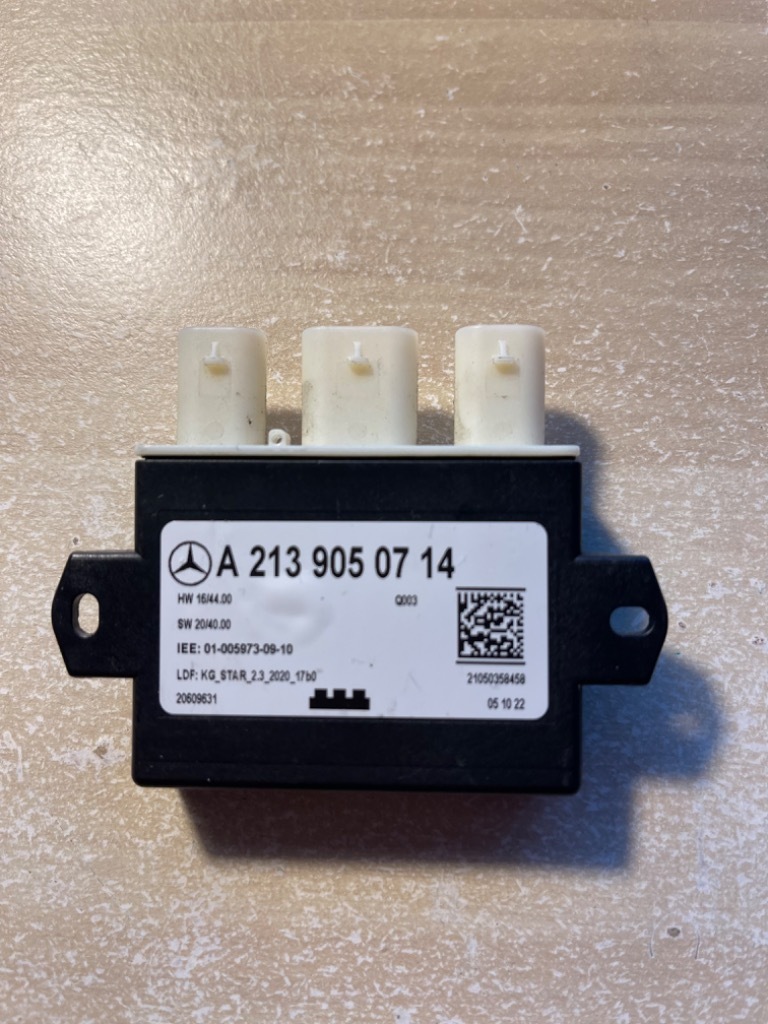 Moduł klapy MERCEDES E-KLASA W213 A2139050714 | Tarnogród | Kup teraz ...