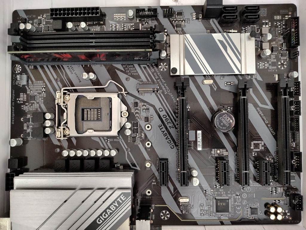 Płyta główna Gigabyte Z390D + 8 Gb RAM GSkill | Świętochłowice | Kup ...