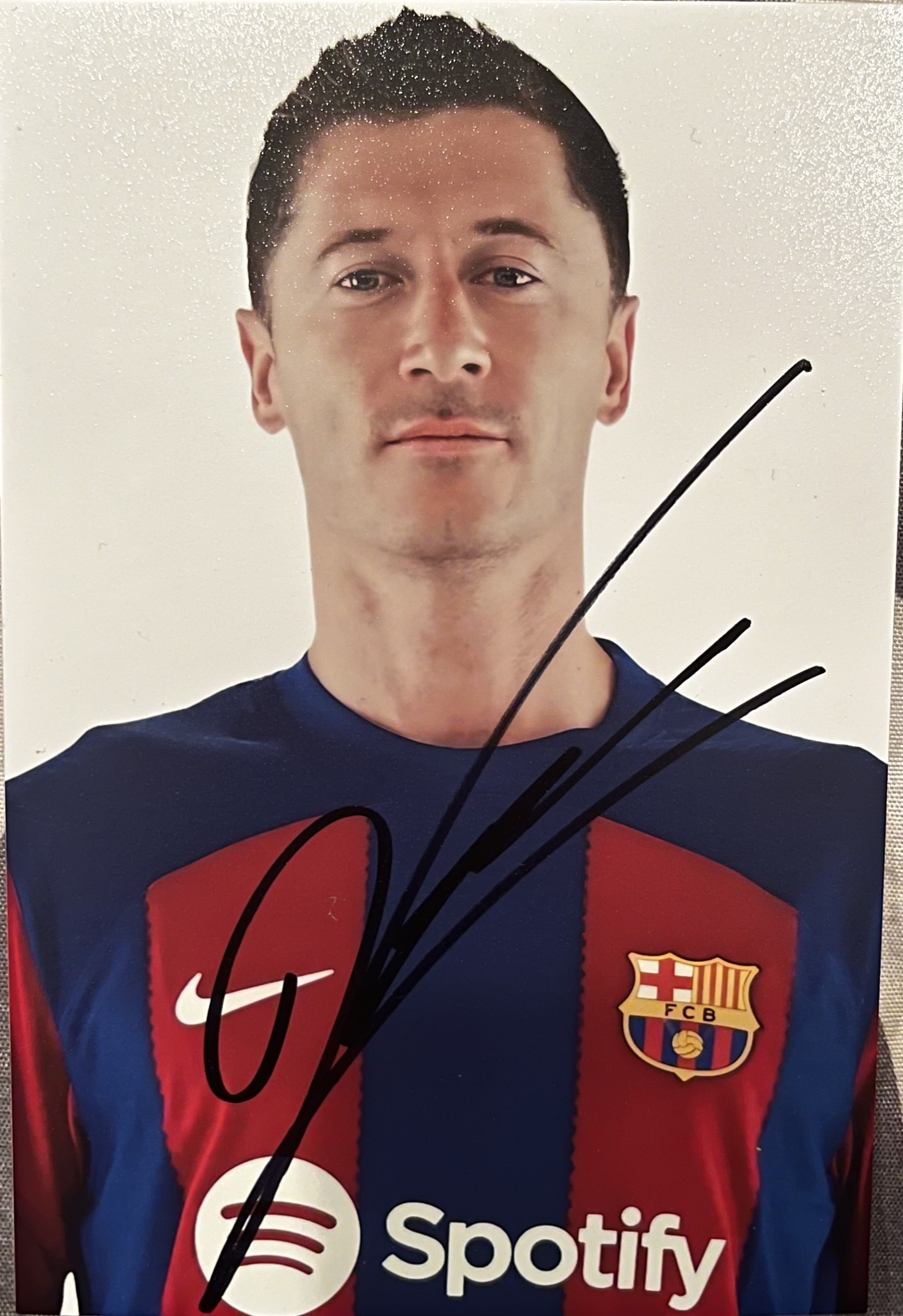 Autograf Robert Lewandowski FC Barcelona | Krubin | Kup teraz na Allegro Lokalnie