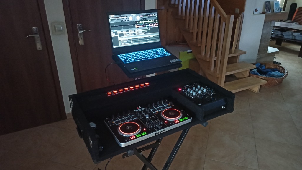 Konsola Dj w Miksery audio Dla DJ-ów - Allegro.pl