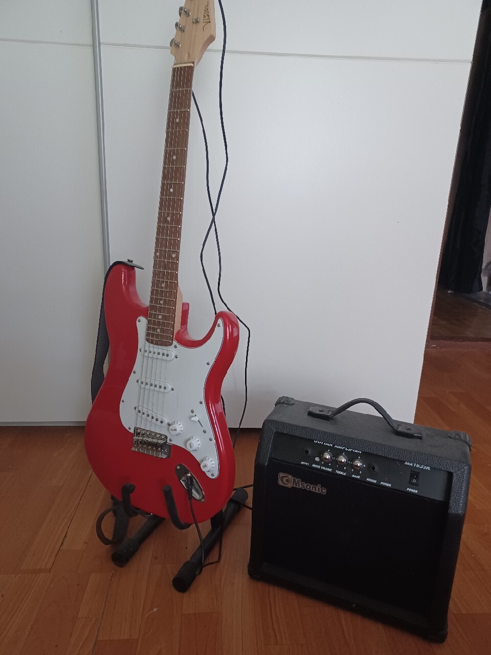 Gitara elektryczna | Borów Polski | Kup teraz na Allegro Lokalnie