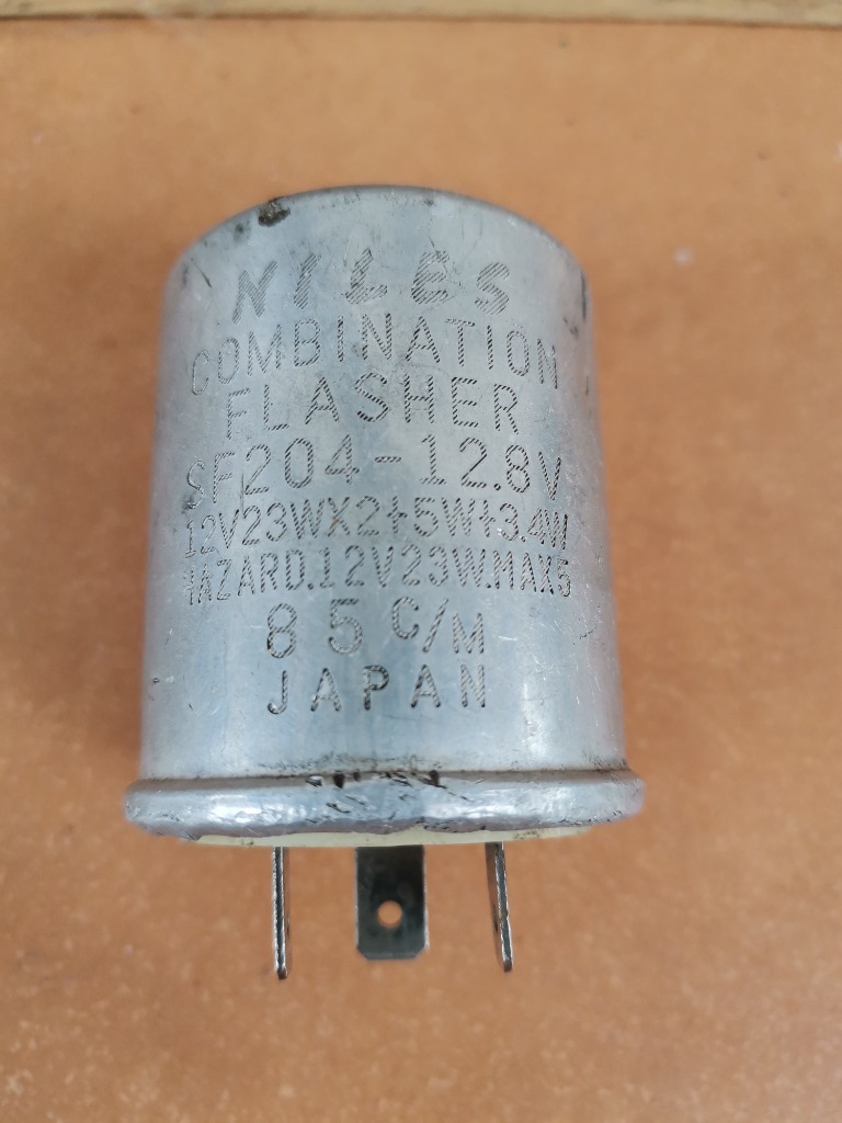 Combination flasher NILES SF20412 8V Japan | Lewin Brzeski | Kup teraz ...