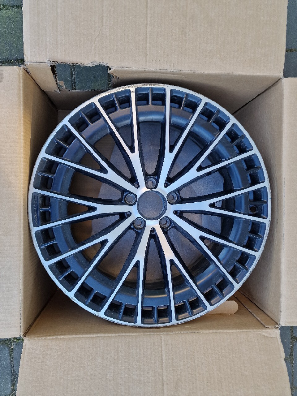 Felga Mercedes W295 EQE A2954012900 | Ząbki | Kup teraz na Allegro Lokalnie