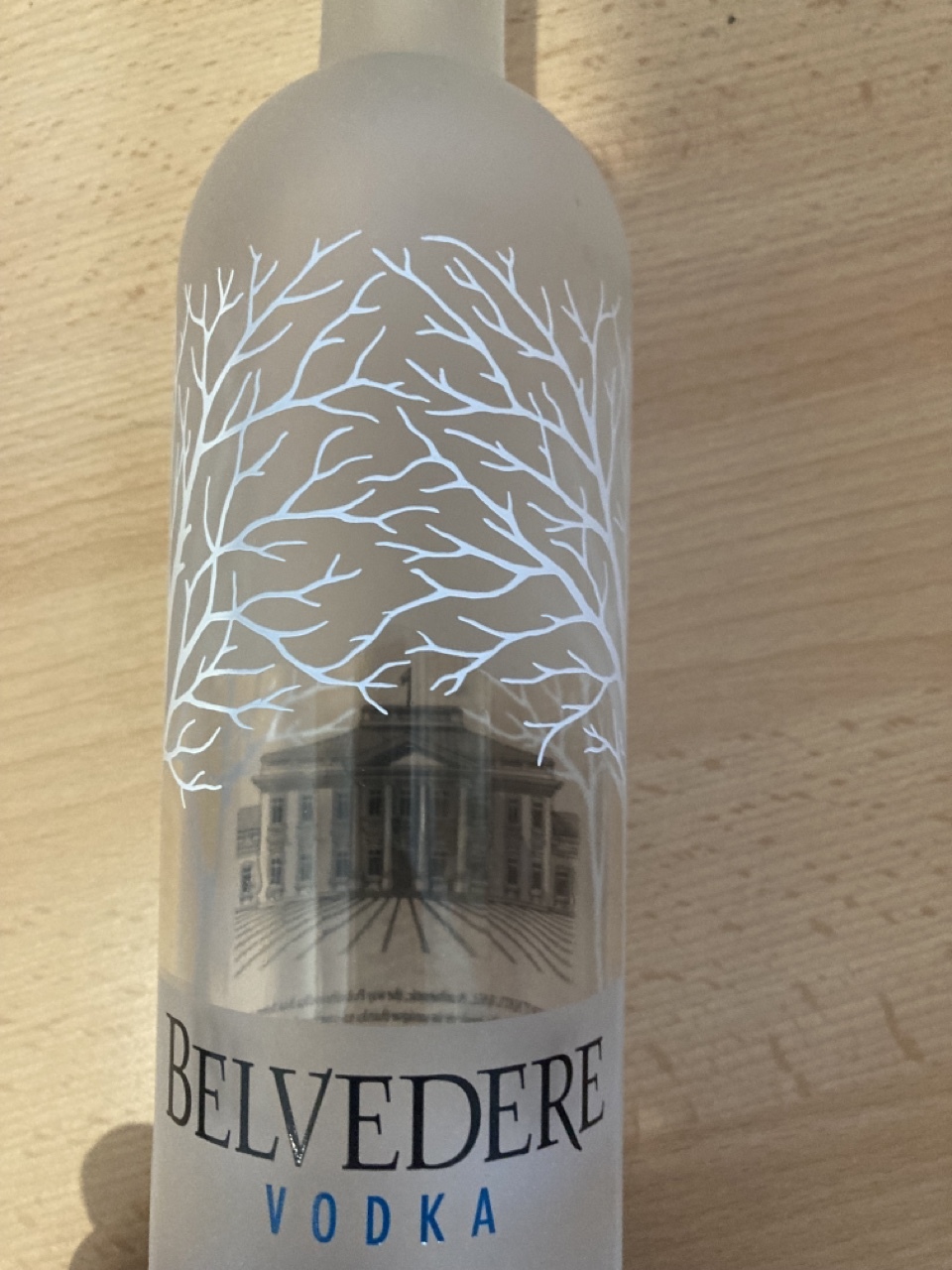 Kolekcjonerska butelka wódka Belvedere + karton | Pyszczyn | Kup teraz ...