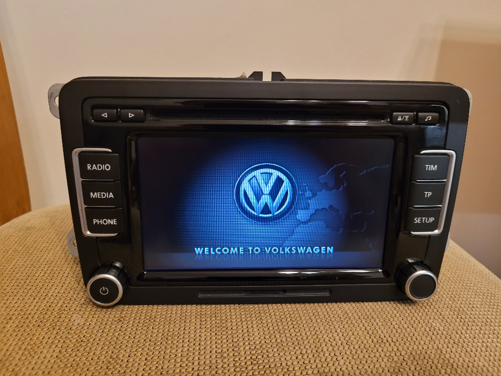 Radio VW RCD 510 VW Passat B6 B7 Golf 3C8035195F | Piaseczno | Kup ...