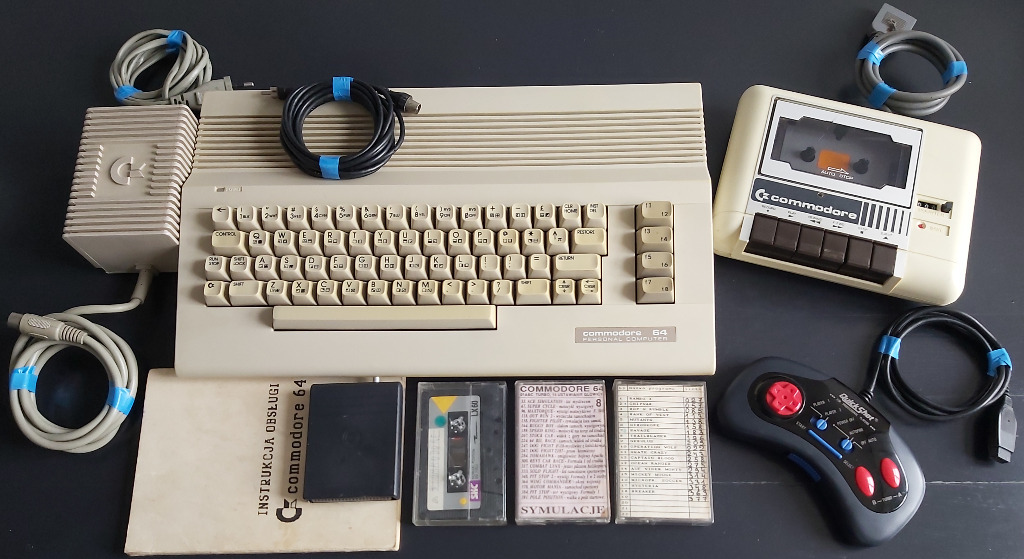 Commodore C64 w Stare komputery - Pozostały sprzęt komputerowy - Allegro.pl