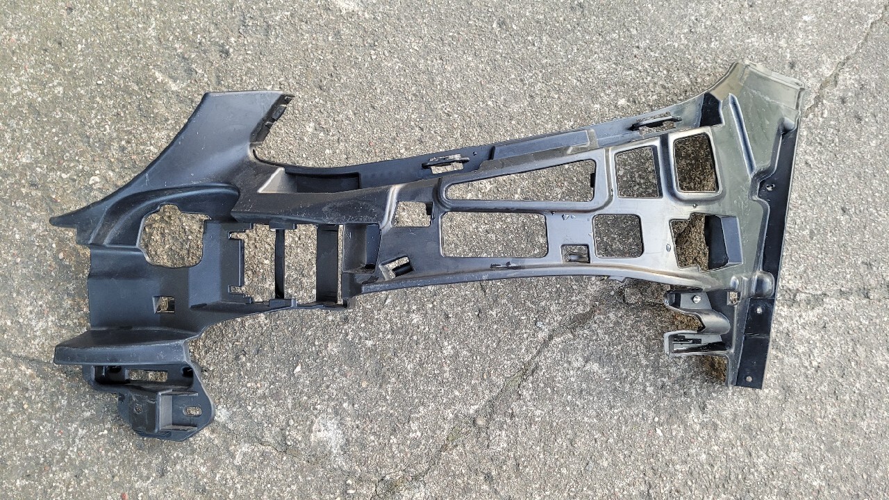 Mercedes C W205 ślizg zderzaka lewy A2058853165 | Turek | Kup teraz na ...