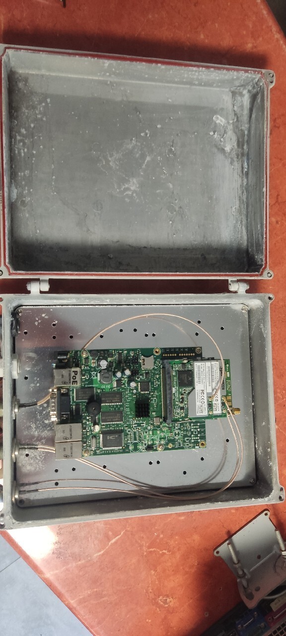 Mikrotik RB 433AH plus 3 karty 123ag | Frysztak | Kup teraz na Allegro ... Mikrotik RB 433AH plus 3 karty 123ag | Frysztak | Kup teraz na Allegro ...