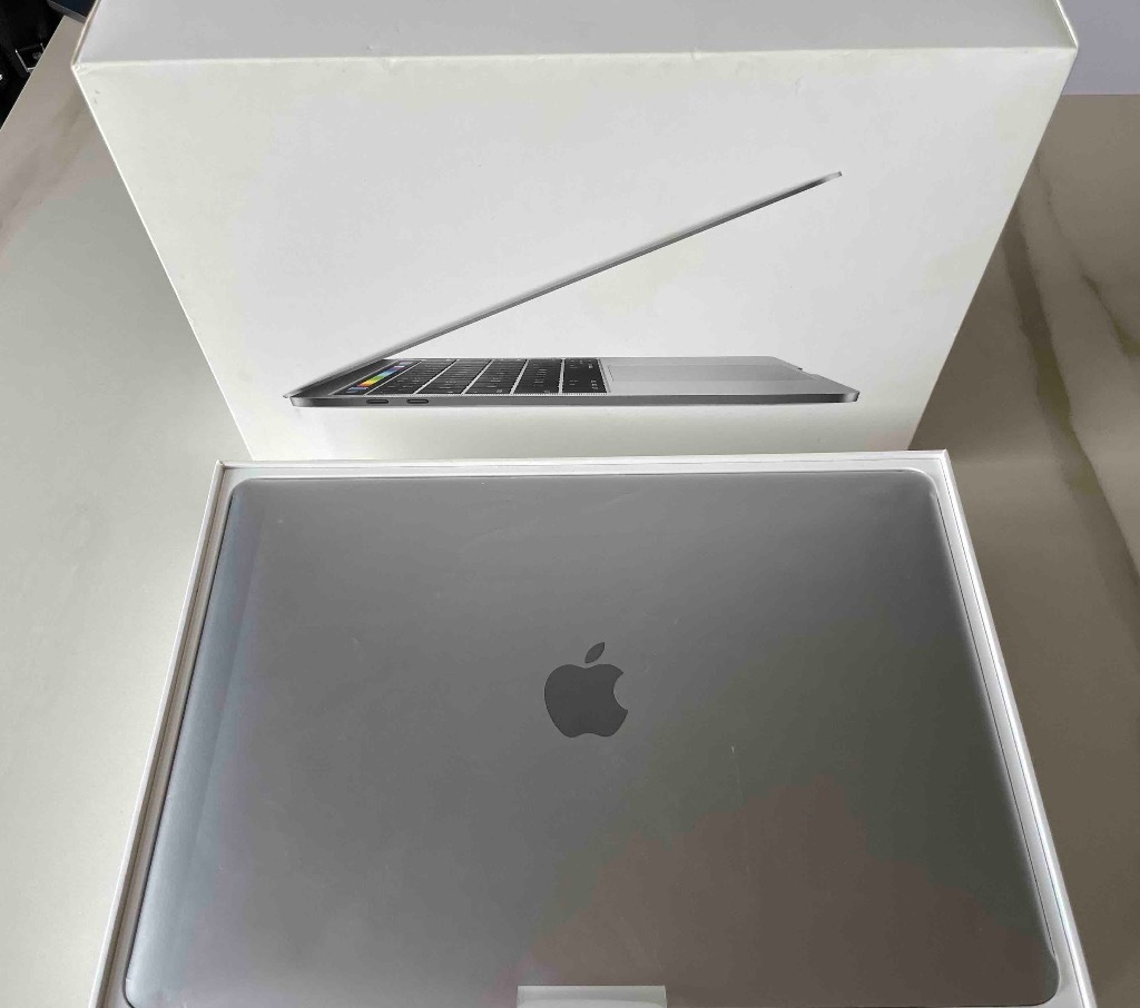 Macbook Pro A1706 13 3 " Intel i7 16 GB 1TB SG | Bielsko-Biała | Kup ...