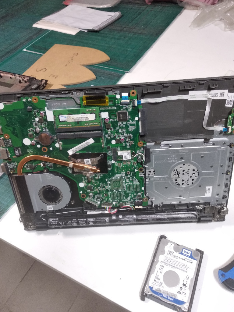 Laptop acer aspire E5-573 N15Q1 i3 ram 4gb | Dopiewo | Licytacja na ...