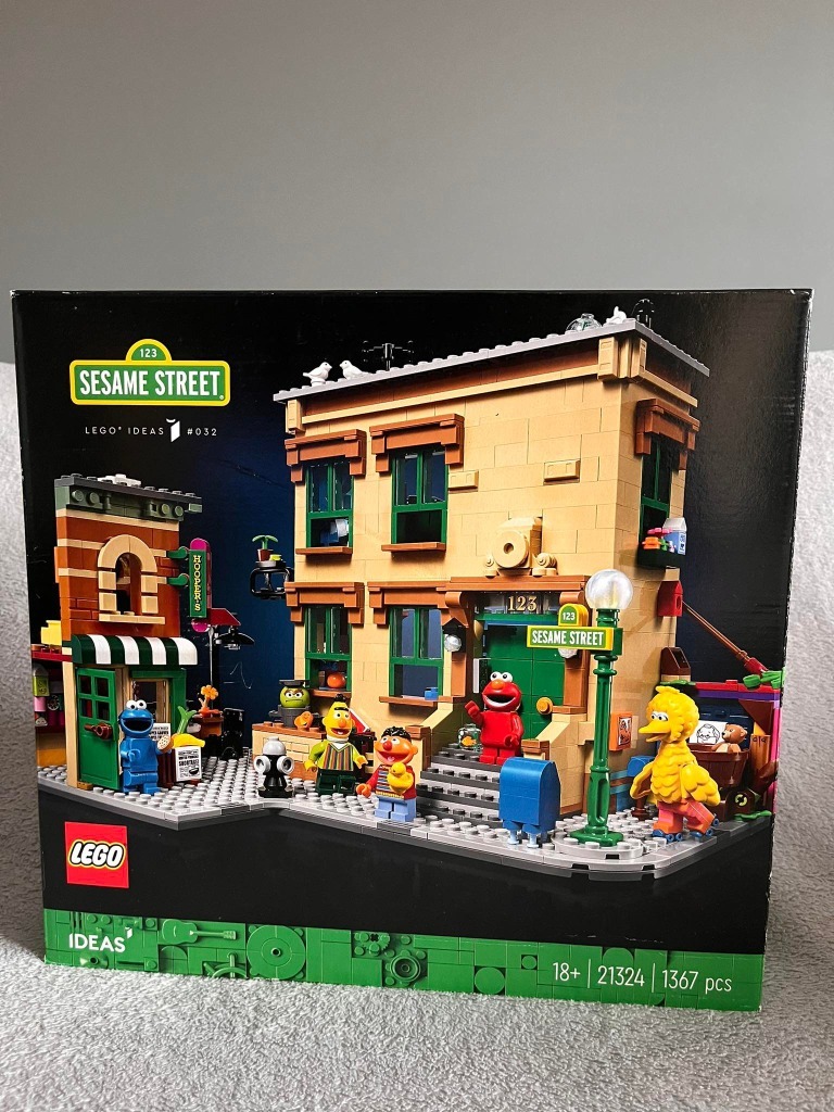 LEGO Ideas 123 Ulica Sezamkowa 21324 + Lego Batman | Łódź | Ogłoszenie ...