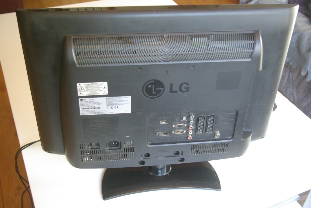 TELEWIZOR TV LG 22LH2000-ZA 22 cale HDMI | Stare Rochowice | Kup teraz ...