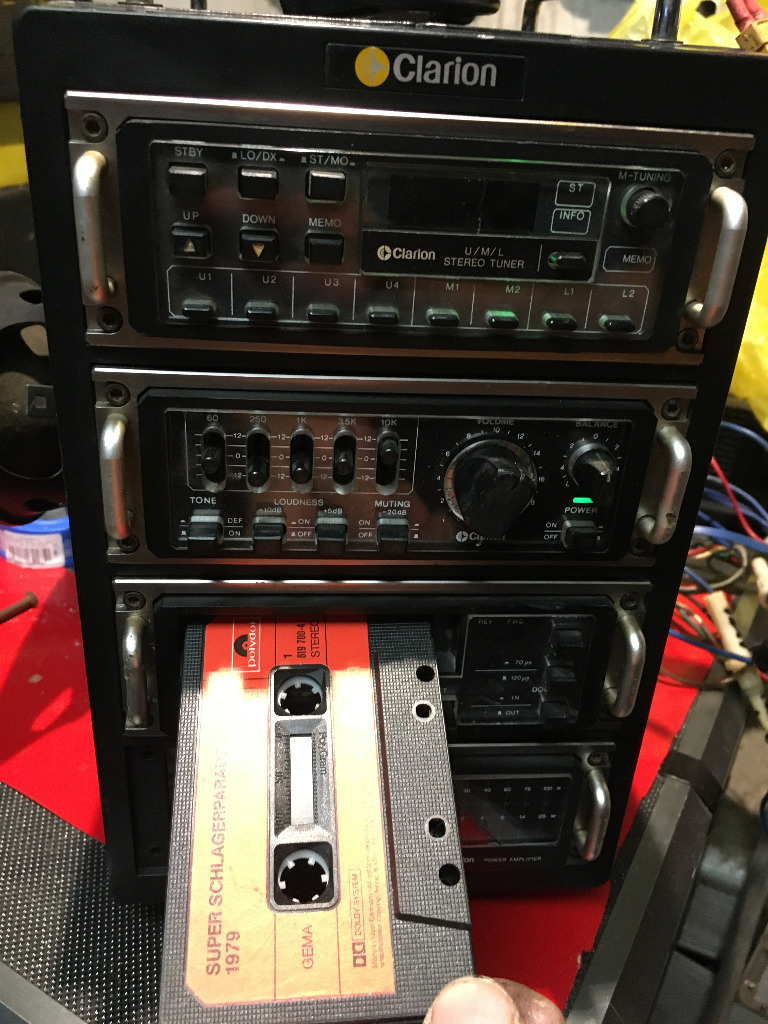 Clarion G-80 car audio Mercedes AMG 1983r | Rychtal | Ogłoszenie na ...