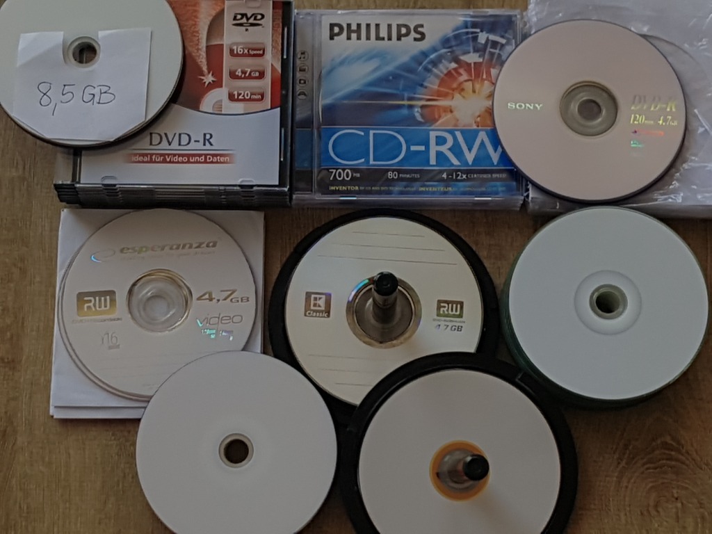 Prawie 120 płyt. DVD+R 8,5GB , DVD-R, CD-R, DVD+RW | Wałcz | Kup teraz ...