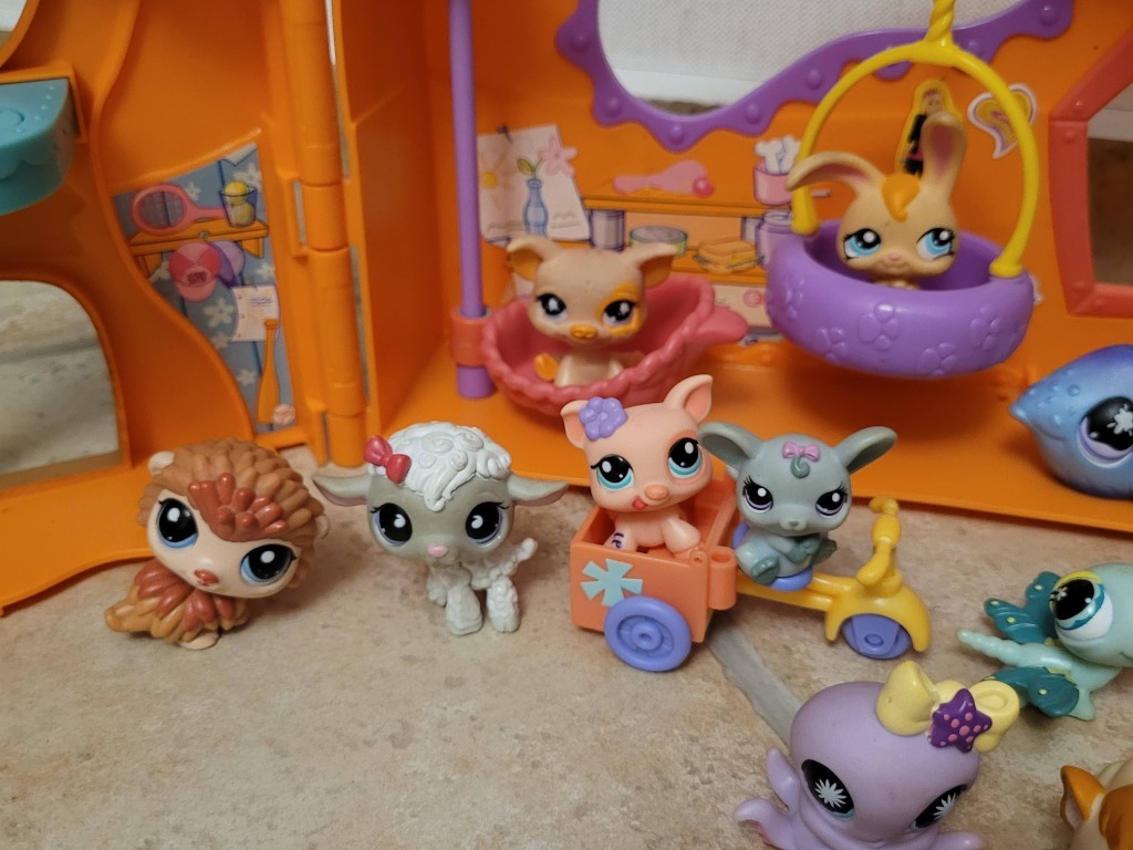 Littlest Pet Shop zestaw 18 LPS + dodatki domek | Środa Wielkopolska ...