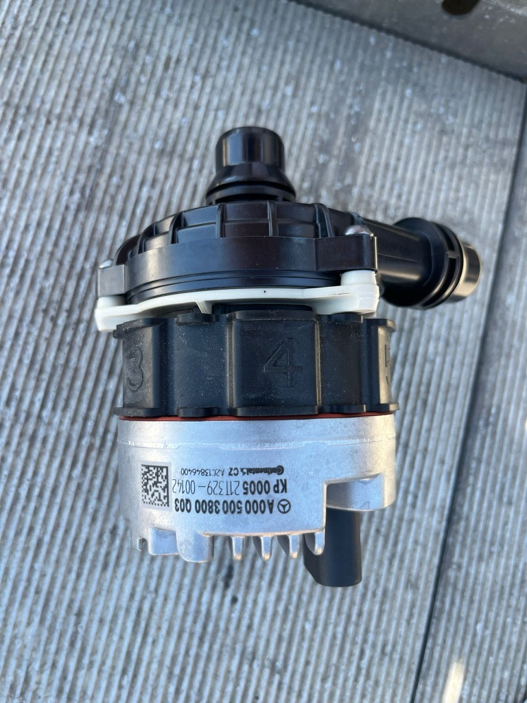 NOWA Pompa wody A0005003800 Mercedes | Wschowa | Kup teraz na Allegro ...