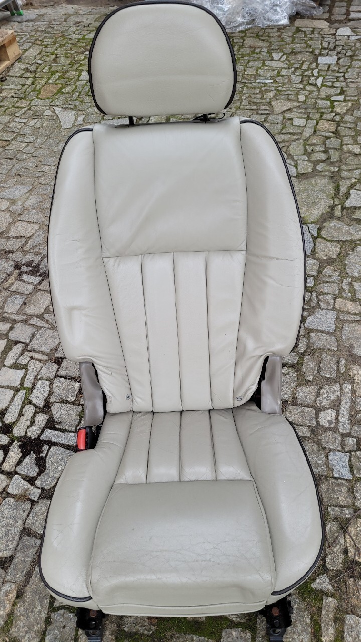 Volvo xc90 2005 fotel lewy tył wersja 5os | Gruszczyn | Kup teraz na ...