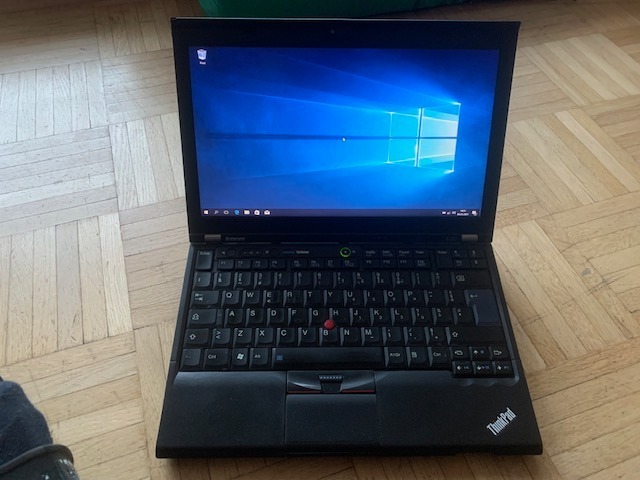 Lenovo Thinkpad x220 z UltraBase 3 z DVD 120 GB SSD 8 GB RAM | Warszawa ...