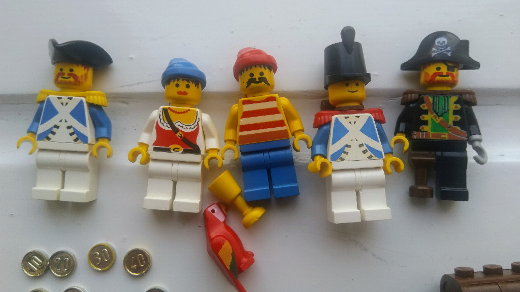 LEGO 6251 Pirate Minifigures Piraci i Żółnierze | Mrągowo | Kup teraz ...