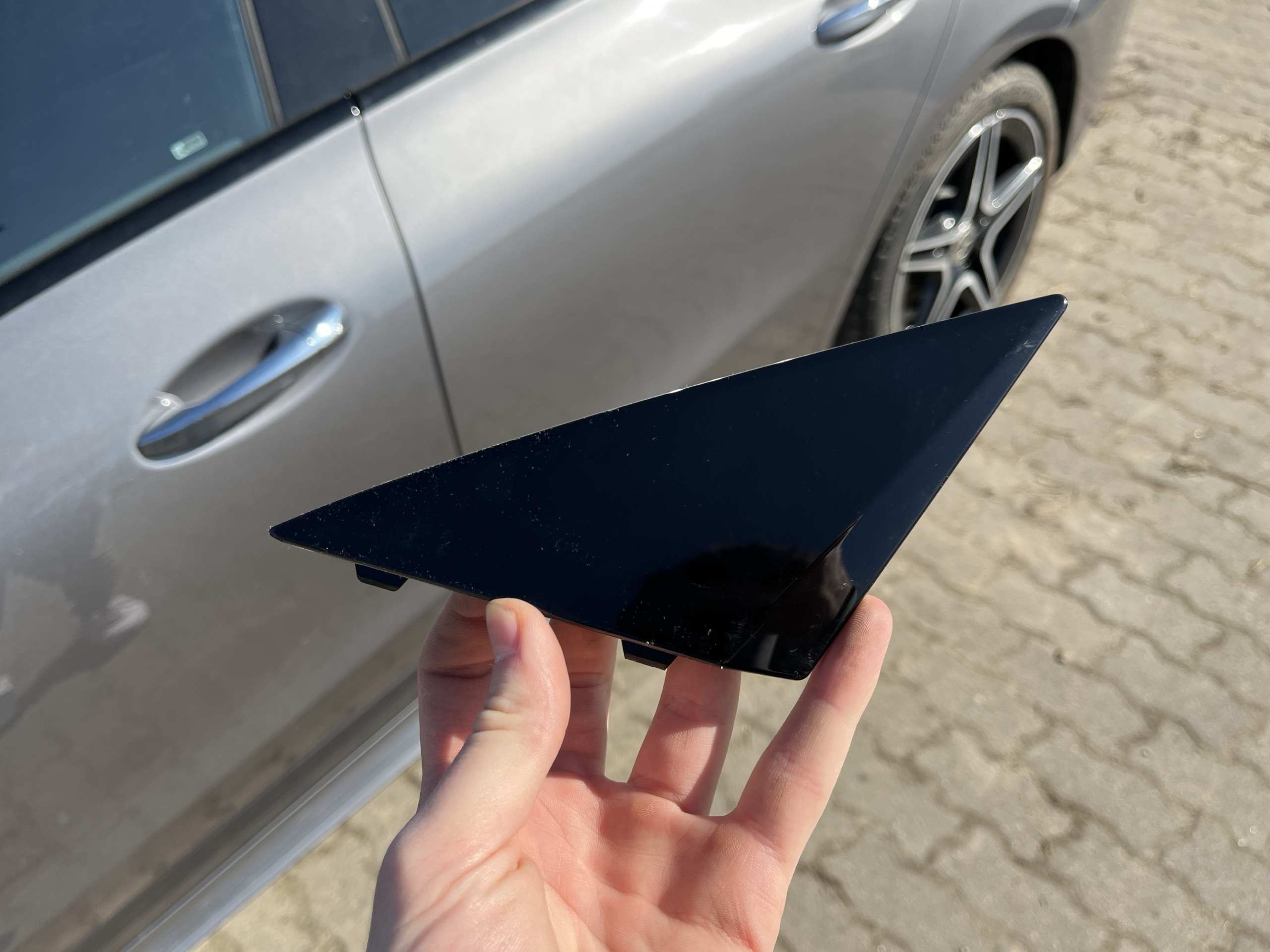 Mercedes cla 118 a1187270100 Trójkąt drzwi lusterk | Siemiatycze | Kup ...