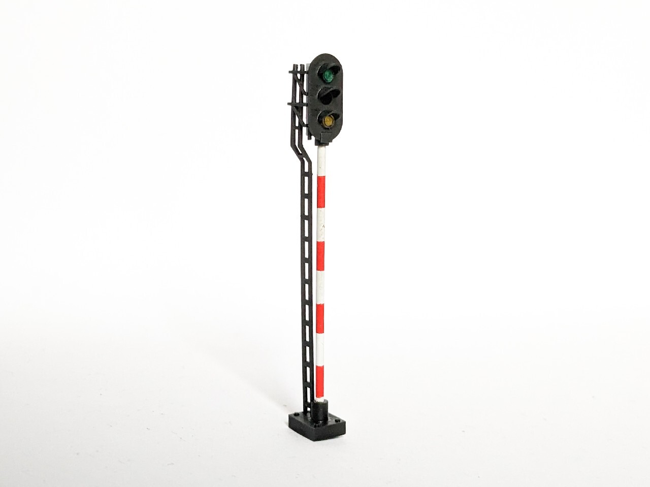 Semafor 3-komorowy z krótkim daszkiem H0 | Kraków | Kup teraz na ...