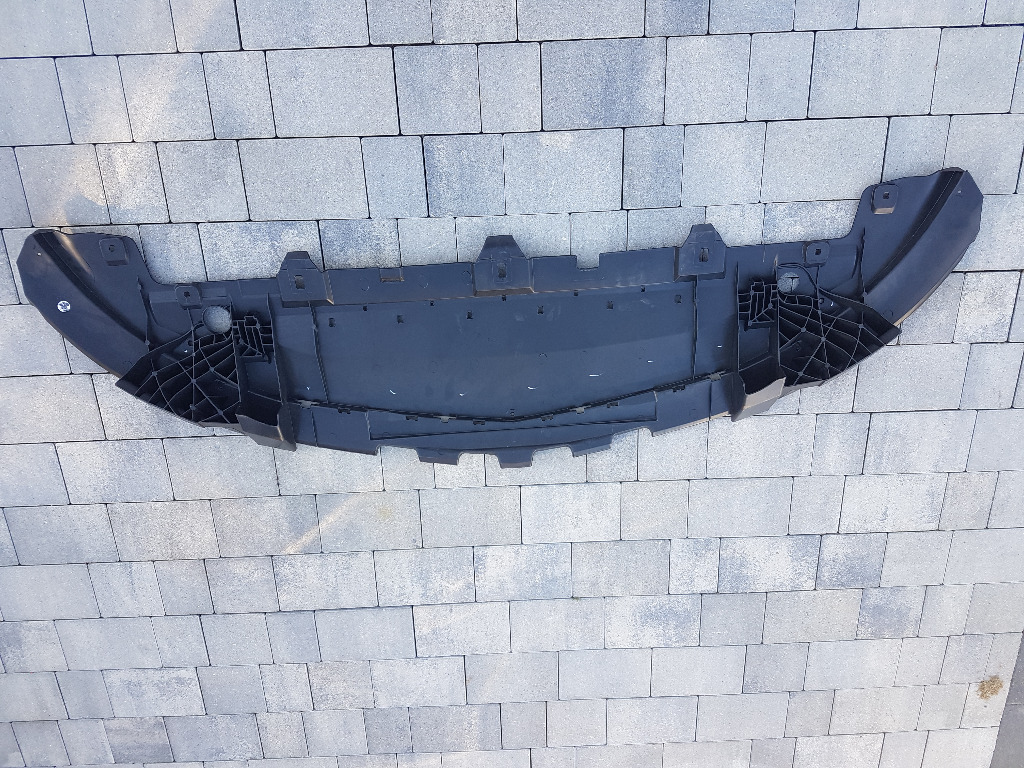 OSŁONA POD ZDERZAK MERCEDES A1768850136 W117 w246 | Suszec | Ogłoszenie ...