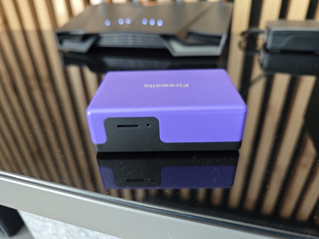 Firewalla Purple: Gigabit Cyber Security Firewall & Router WiFi ...