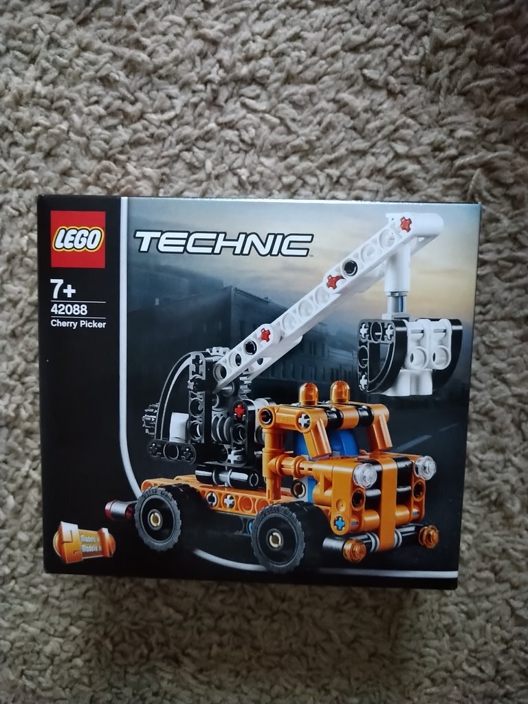 LEGO 42088 Technic Ciężarówka z wysięgnikiem | Gdynia | Kup teraz na ...