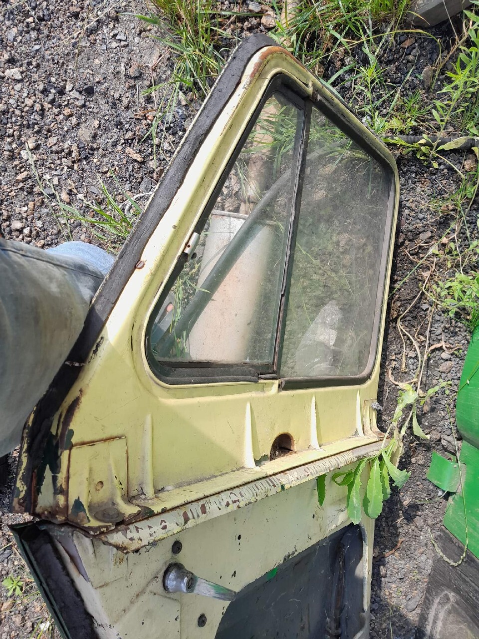 Drzwi UAZ 469 z szybami | Paniewo | Ogłoszenie na Allegro Lokalnie