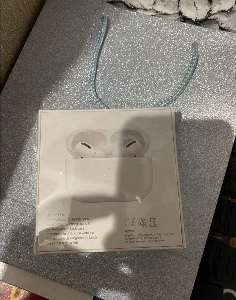 Air pods 1 generacji | Włoszczowa | Licytacja na Allegro Lokalnie