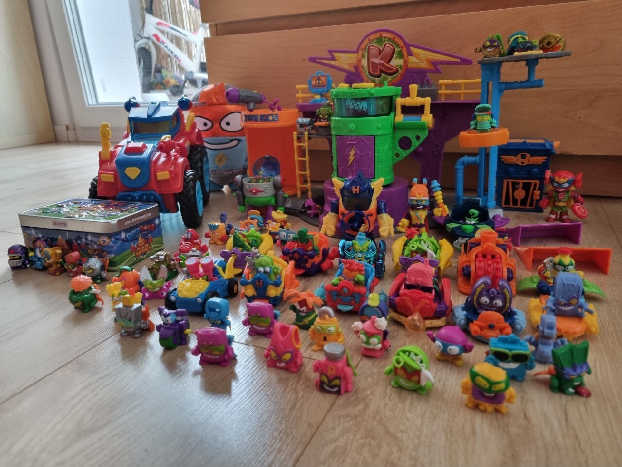 Super zings, baza Profesora K + ... | Wrocław | Kup teraz na Allegro ...