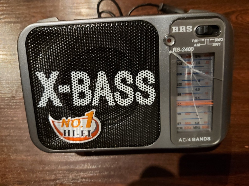 RADIO X-BASS uszkodzona szybka | Czechowice-Dziedzice | Licytacja na ...