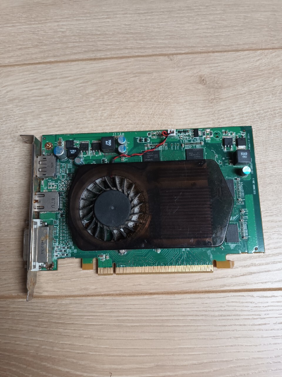 Karta graficzna ATI Radeon HD 5570 2GB | Mościska | Kup teraz na ...