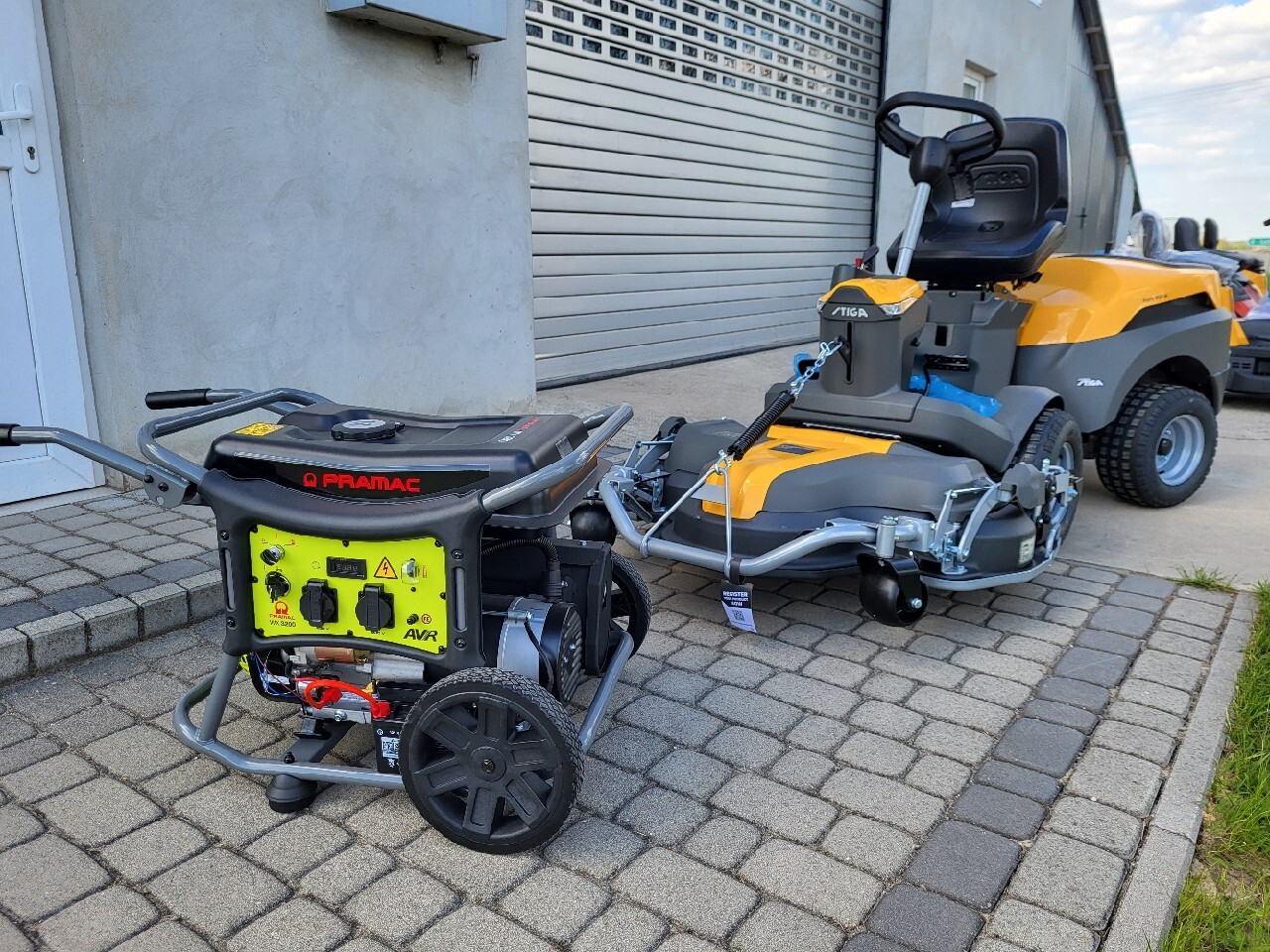 Traktorek kosiarka Stiga Park 500W +Combi100 Grati | Dymki | Ogłoszenie ...