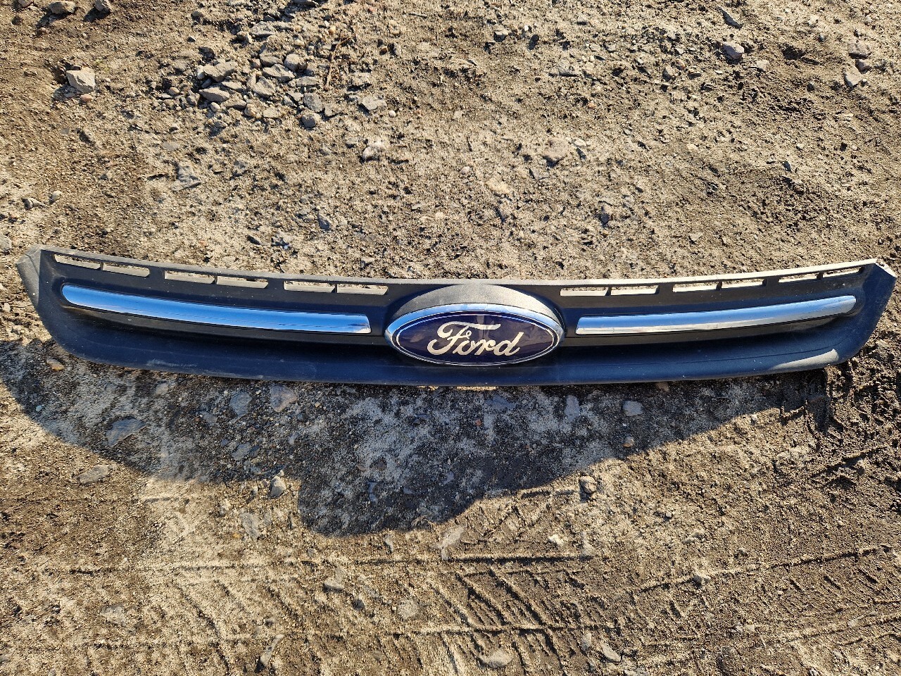 Atrapa Grill Ford Kuga mk2 | Raszków | Kup teraz na Allegro Lokalnie