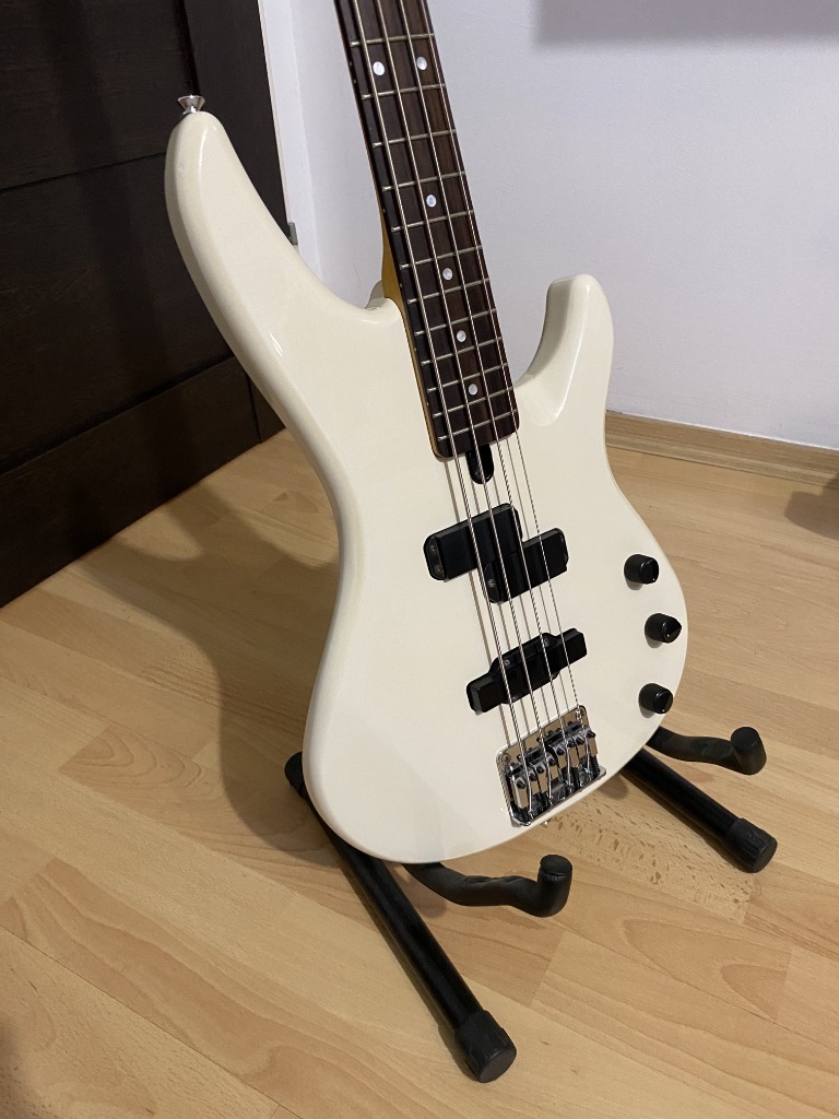 Bas Yamaha RBX 350 gitara basowa biała 1991/2001 | Kraków | Ogłoszenie ... Bas Yamaha RBX 350 gitara basowa biała 1991/2001 | Kraków | Ogłoszenie ...