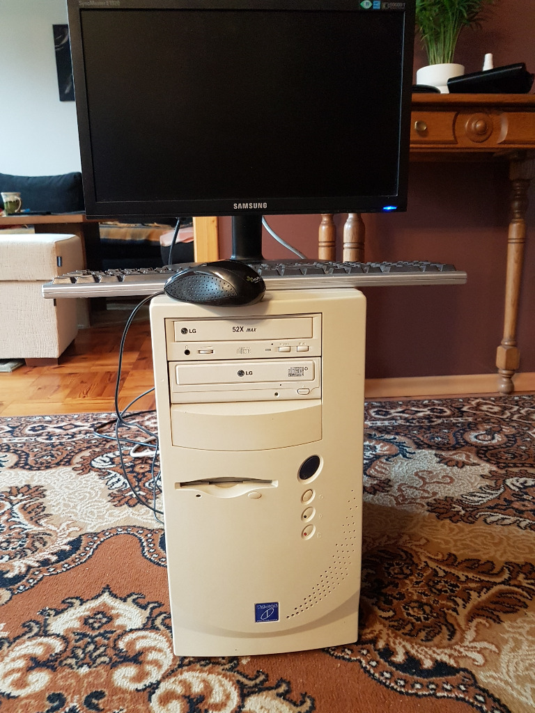 komputer stacjonarny LG 52X MAX | Manieczki | Licytacja na Allegro Lokalnie