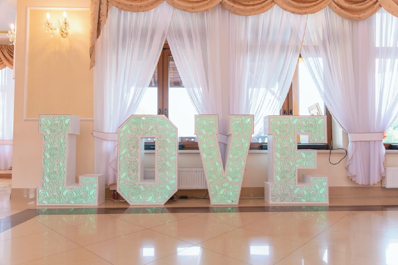 Napis LOVE ażurowy RGB LED 120CM Wysokość | Wołomin | Ogłoszenie na ...
