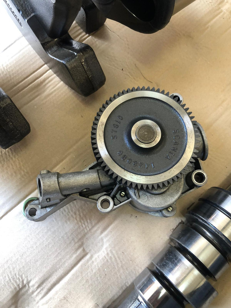 Pompa oleju scania V8 R500 euro 5 2011 1888026 | Kępie Zaleszańskie ...