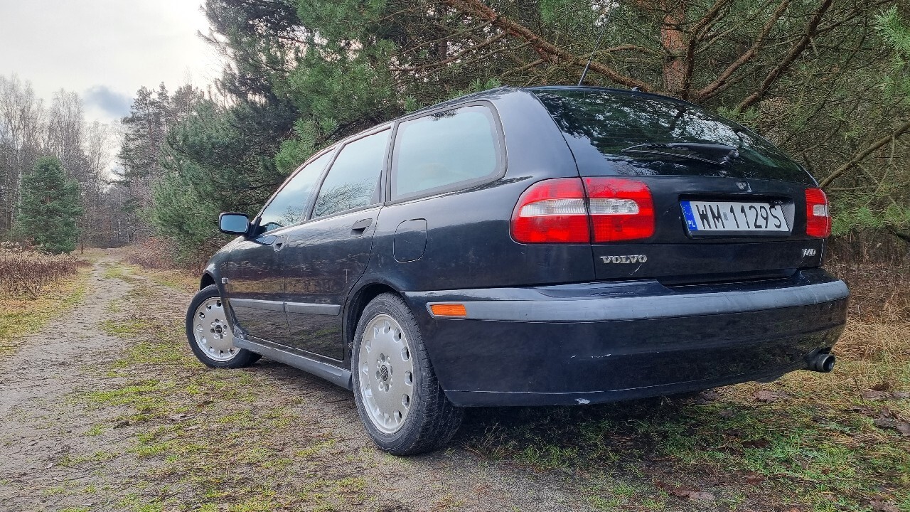 Zadbane Volvo V40 1.8 Benzyna / 122KM | SULEJÓWEK | Ogłoszenie na Allegro Lokalnie