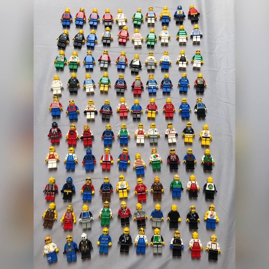 LEGO SYSTEM - 100 ludzików | Śmigiel | Licytacja na Allegro Lokalnie