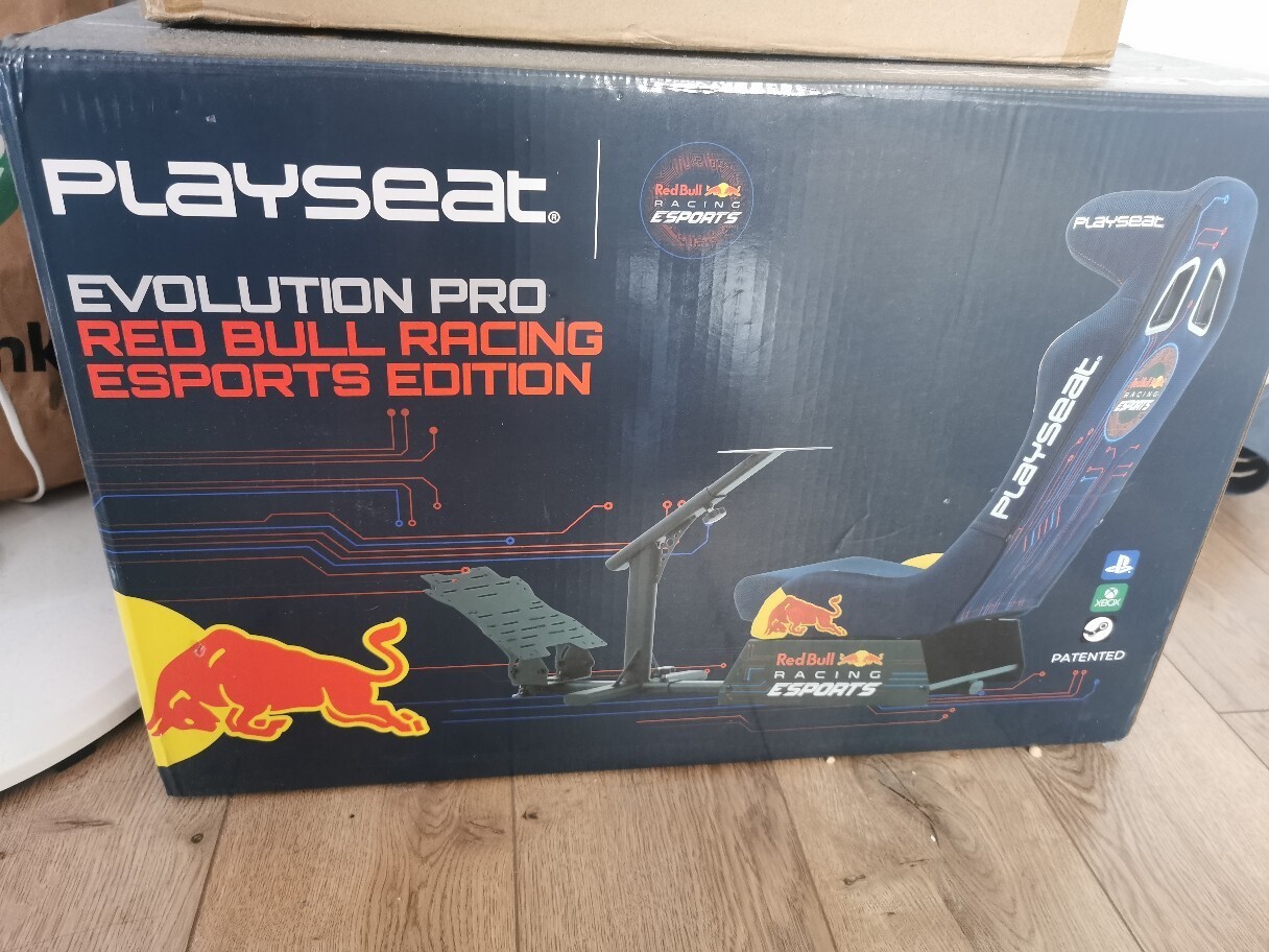 Kierownica TX LEATHER EDIT + Fotel Red Bull / Xbox | Wrocław ...