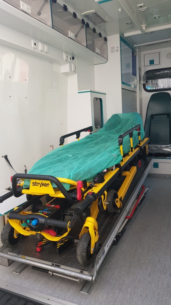 Nosze Stryker M1 ambulans karetka rok 2015 | Biskupiec | Kup teraz na ...