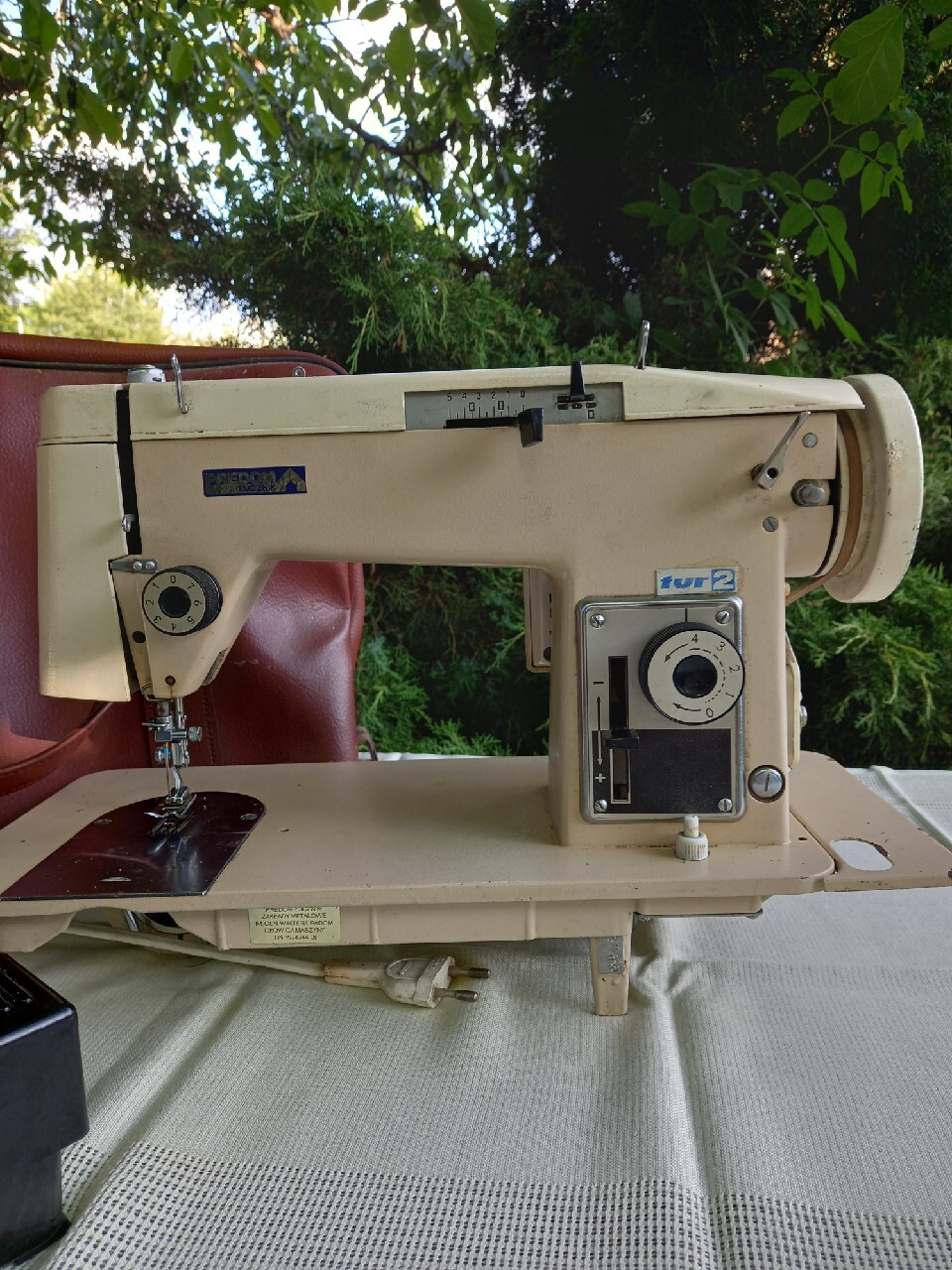 Maszyna do Szycia Łucznik Predom - Zabytkowe maszyny do szycia - Allegro.pl