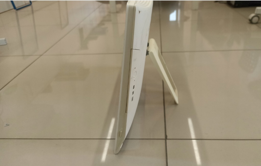 Komputer AIO Lenovo 10160 Pentium 4GB 500GB HDD FV | Przemyśl | Kup ...